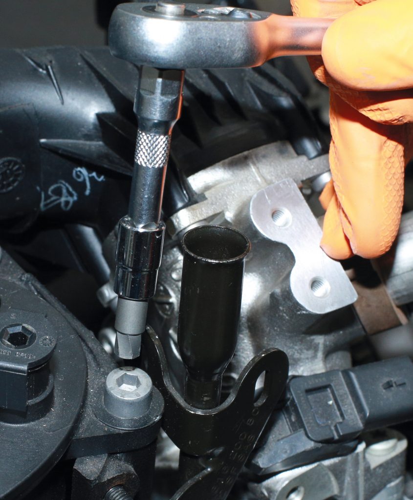 Extractor sets for damaged and rounded-off hex and Torx fasteners ...