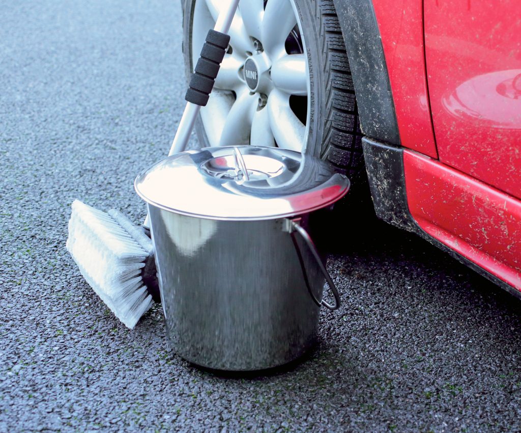 New 12 litre stainless steel bucket from Laser Tools - factorfocus.ie