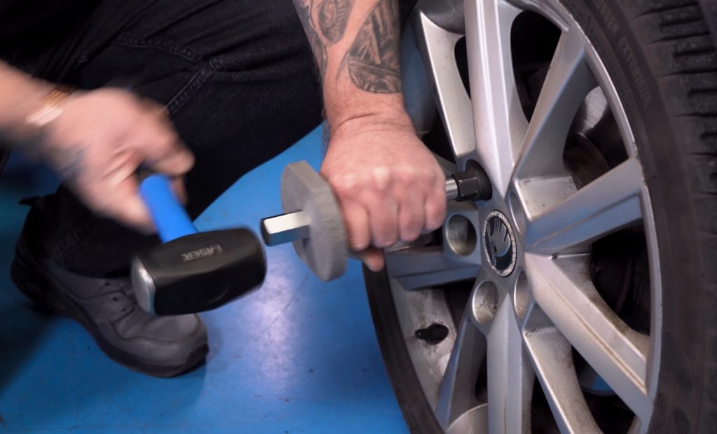 Solution for stubborn wheel nuts - factorfocus.ie